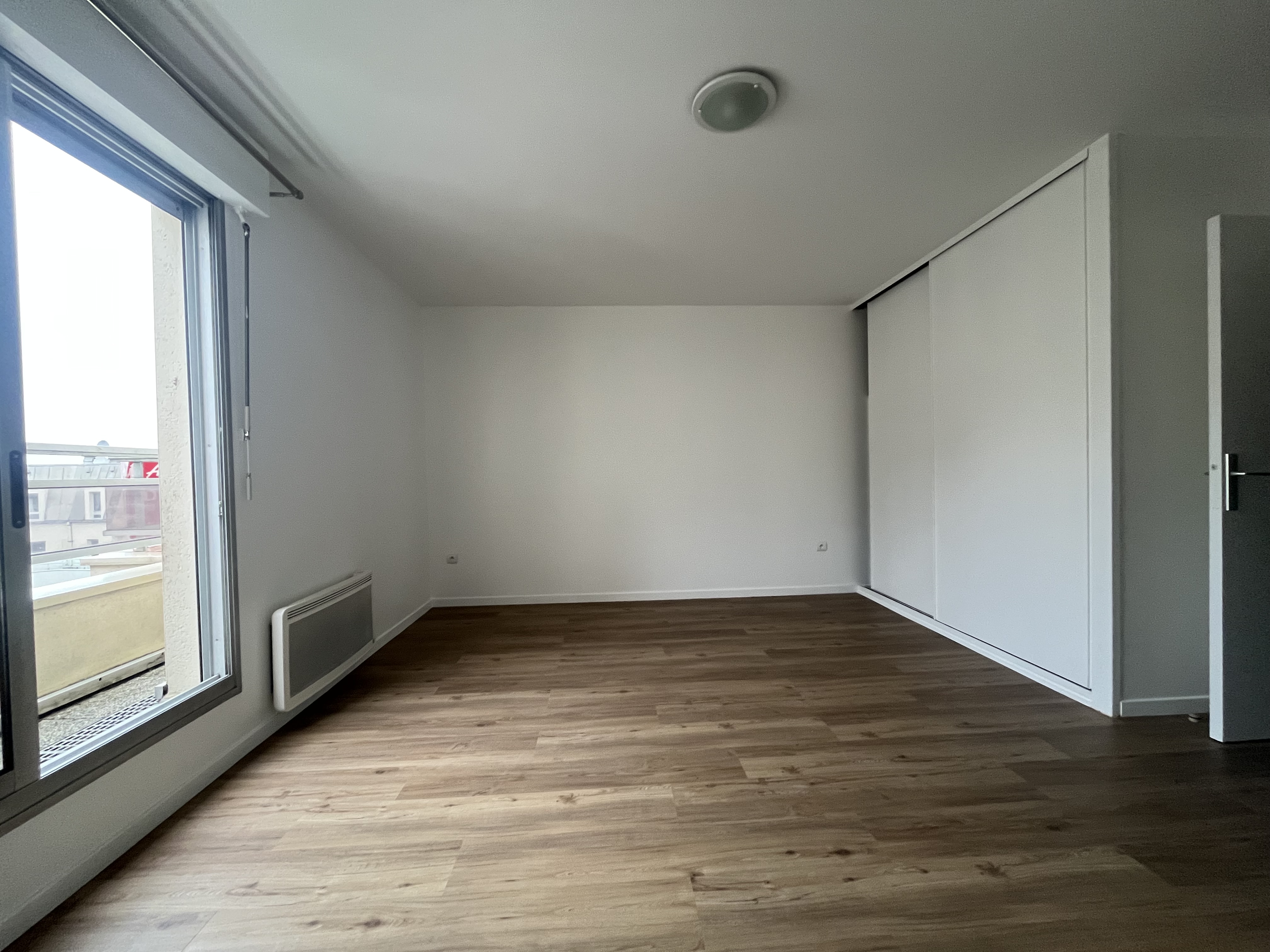 Location SPACIEUX STUDIO- A JOINVILLE-LE-PONT ! | Anne Carole Immobilier